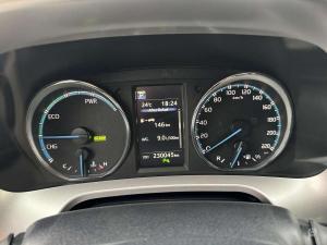 Pelēks Toyota RAV4 2018 Kauņa, ar dzinēja tilpumu 2.49 L un nobraukumu 230 tūkst. km par 17950 €, foto 17 vietnē AUTOMOTO.COM.LV