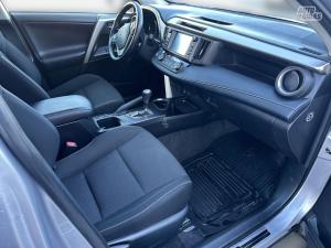 Grey Toyota RAV4 2018 in Klaipeda, with an engine capacity of 2.50 L and mileage of 171 thousand km for 19500 €, photo 29 on AUTOMOTO.COM.LV