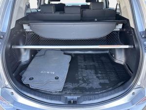 Grey Toyota RAV4 2018 in Klaipeda, with an engine capacity of 2.50 L and mileage of 171 thousand km for 19500 €, photo 30 on AUTOMOTO.COM.LV