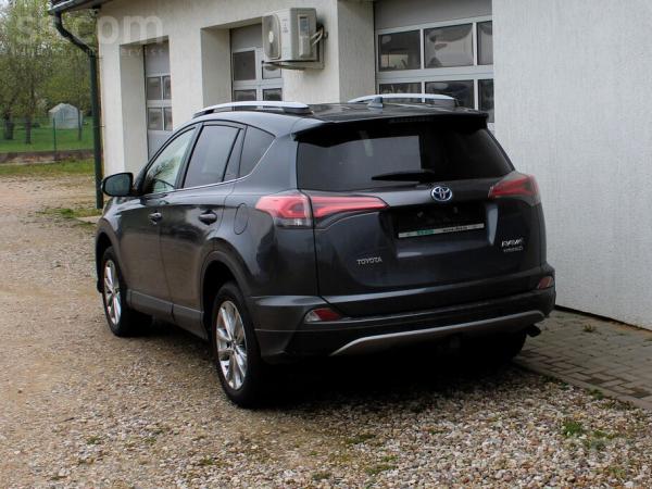 Pelēks Toyota RAV4 2019 Tukums, ar dzinēja tilpumu 2.50 L un nobraukumu 128 tūkst. km par 3999 €, foto 4 vietnē AUTOMOTO.COM.LV