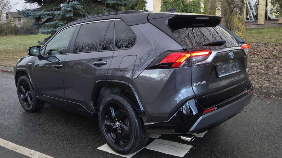Pelēks Toyota RAV4 2019 Panevēža, ar dzinēja tilpumu 2.49 L un nobraukumu 165 tūkst. km par 23300 €, foto 28 vietnē AUTOMOTO.COM.LV