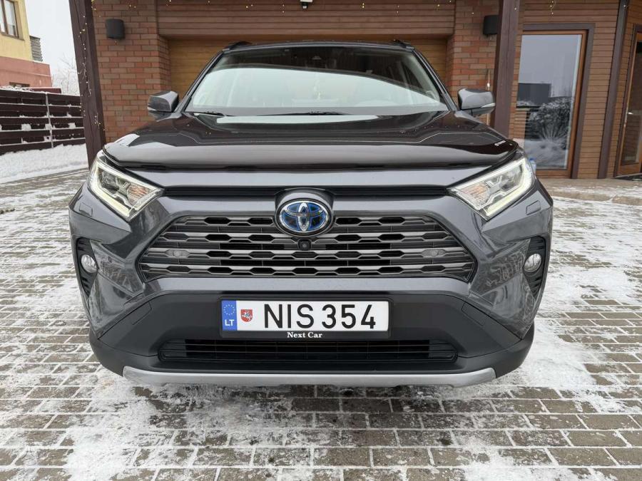 Pelēks Toyota RAV4 2019 Kauņa, ar dzinēja tilpumu 2.49 L un nobraukumu 201 tūkst. km par 23800 €, foto 2 vietnē AUTOMOTO.COM.LV