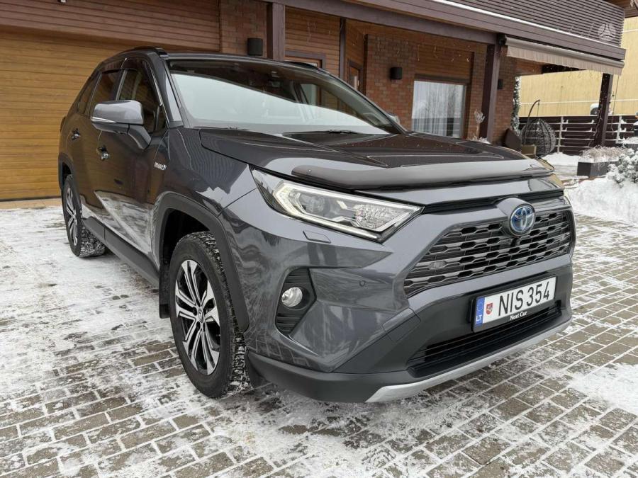 Pelēks Toyota RAV4 2019 Kauņa, ar dzinēja tilpumu 2.49 L un nobraukumu 201 tūkst. km par 23800 €, foto 3 vietnē AUTOMOTO.COM.LV