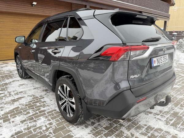 Pelēks Toyota RAV4 2019 Kauņa, ar dzinēja tilpumu 2.49 L un nobraukumu 201 tūkst. km par 23800 €, foto 5 vietnē AUTOMOTO.COM.LV