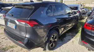 Pelēks Toyota RAV4 2019 Panevēža, ar dzinēja tilpumu 2.49 L un nobraukumu 165 tūkst. km par 23300 €, foto 4 vietnē AUTOMOTO.COM.LV