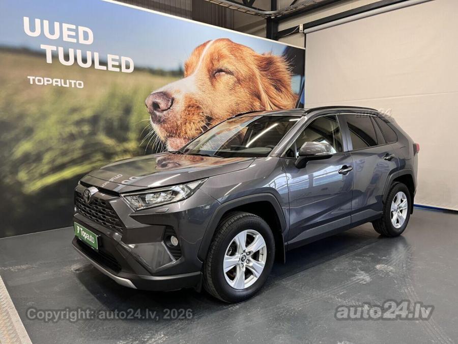 Grey Toyota RAV4 2019 in Tallinn, with an engine capacity of 2.00 L and mileage of 98 thousand km for 20900 €, photo 1 on AUTOMOTO.COM.LV