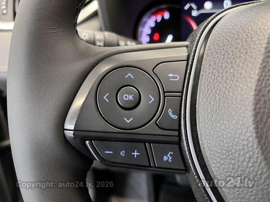 Grey Toyota RAV4 2019 in Tallinn, with an engine capacity of 2.00 L and mileage of 98 thousand km for 20900 €, photo 19 on AUTOMOTO.COM.LV