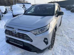 Grey Toyota RAV4 2019 in Radviliskis, with an engine capacity of 2.49 L and mileage of 165 thousand km for 24900 €, photo 21 on AUTOMOTO.COM.LV