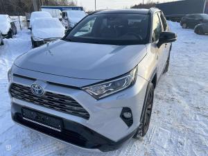 Grey Toyota RAV4 2019 in Radviliskis, with an engine capacity of 2.49 L and mileage of 165 thousand km for 24900 €, photo 22 on AUTOMOTO.COM.LV