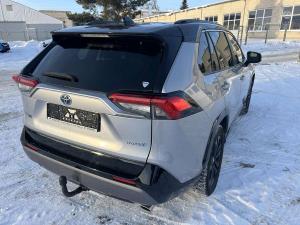 Grey Toyota RAV4 2019 in Radviliskis, with an engine capacity of 2.49 L and mileage of 165 thousand km for 24900 €, photo 29 on AUTOMOTO.COM.LV