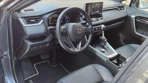 Pelēks Toyota RAV4 2019 Panevēža, ar dzinēja tilpumu 2.49 L un nobraukumu 165 tūkst. km par 23500 €, foto 23 vietnē AUTOMOTO.COM.LV