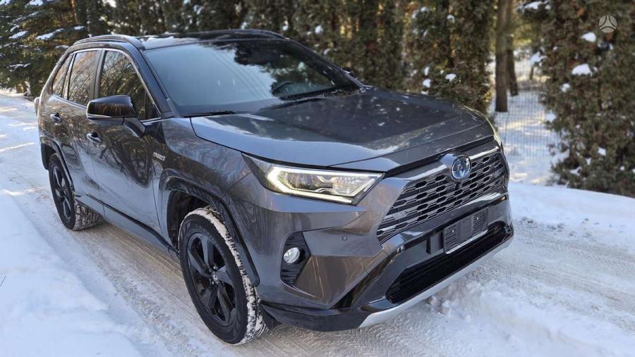 Pelēks Toyota RAV4 2019 Panevēža, ar dzinēja tilpumu 2.49 L un nobraukumu 165 tūkst. km par 23500 €, foto 29 vietnē AUTOMOTO.COM.LV