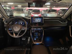 Grey Toyota RAV4 2019 in Tallinn, with an engine capacity of 2.50 L and mileage of 95 thousand km for 30900 €, photo 8 on AUTOMOTO.COM.LV