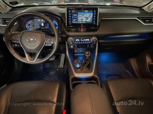 Grey Toyota RAV4 2019 in Tallinn, with an engine capacity of 2.50 L and mileage of 95 thousand km for 30900 €, photo 9 on AUTOMOTO.COM.LV