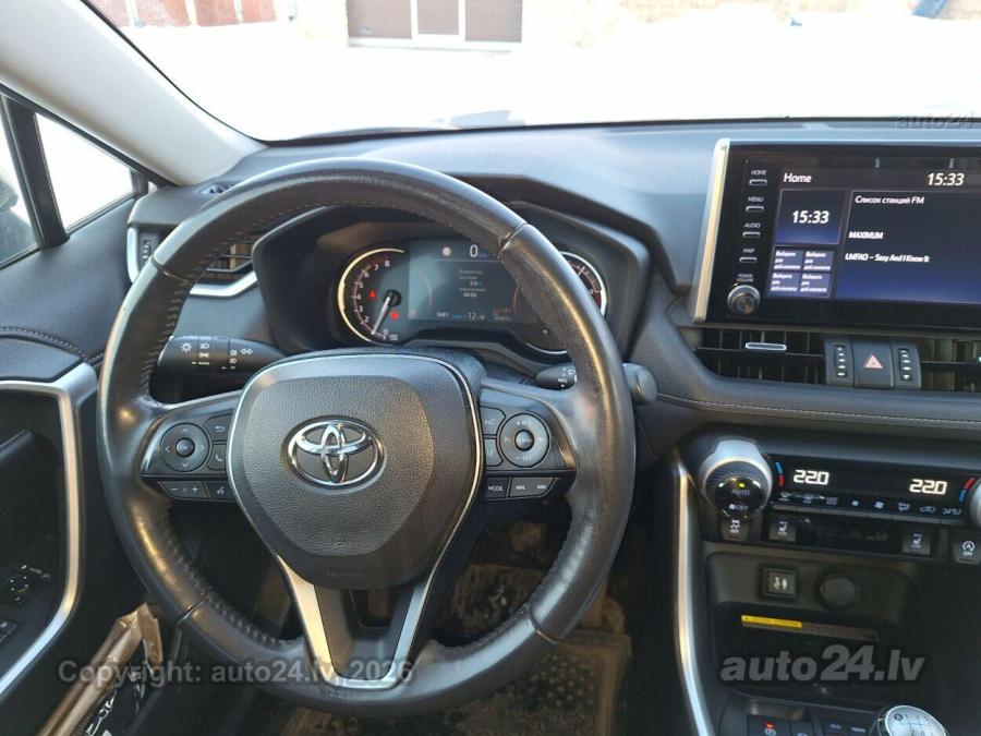 Pelēks Toyota RAV4 2019 Narva, ar dzinēja tilpumu 2.00 L un nobraukumu 65 tūkst. km par 22000 €, foto 2 vietnē AUTOMOTO.COM.LV