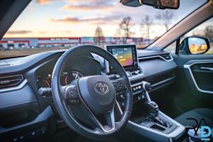 Pelēks Toyota RAV4 2019 Rīga, ar dzinēja tilpumu 2.00 L un nobraukumu 67 tūkst. km par 23990 €, foto 10 vietnē AUTOMOTO.COM.LV