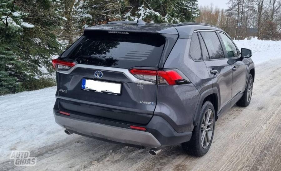 Pelēks Toyota RAV4 2019 Kauņa, ar dzinēja tilpumu 2.50 L un nobraukumu 123 tūkst. km par 23700 €, foto 15 vietnē AUTOMOTO.COM.LV