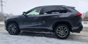 Pelēks Toyota RAV4 2019 Kauņa, ar dzinēja tilpumu 2.50 L un nobraukumu 123 tūkst. km par 23700 €, foto 16 vietnē AUTOMOTO.COM.LV