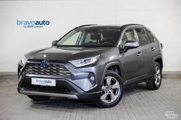 Pelēks Toyota RAV4 2019 Viļņa, ar dzinēja tilpumu 2.50 L un nobraukumu 113 tūkst. km par 24991 €, foto 1 vietnē AUTOMOTO.COM.LV