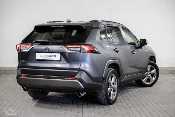Pelēks Toyota RAV4 2019 Viļņa, ar dzinēja tilpumu 2.50 L un nobraukumu 113 tūkst. km par 24991 €, foto 7 vietnē AUTOMOTO.COM.LV