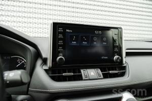 Pelēks Toyota RAV4 2019 Rīga, ar dzinēja tilpumu 2.00 L un nobraukumu 75 tūkst. km par 25400 €, foto 16 vietnē AUTOMOTO.COM.LV