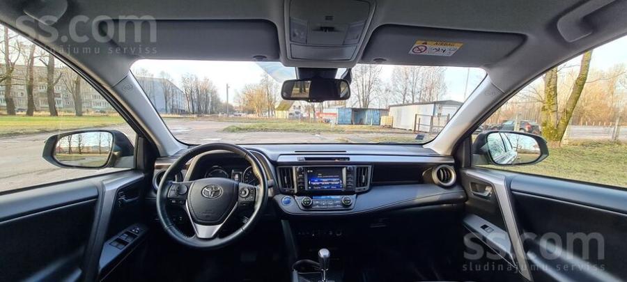 Pelēks Toyota RAV4 2019 Rīga, ar dzinēja tilpumu 2.50 L un nobraukumu 185 tūkst. km par 16000 €, foto 6 vietnē AUTOMOTO.COM.LV