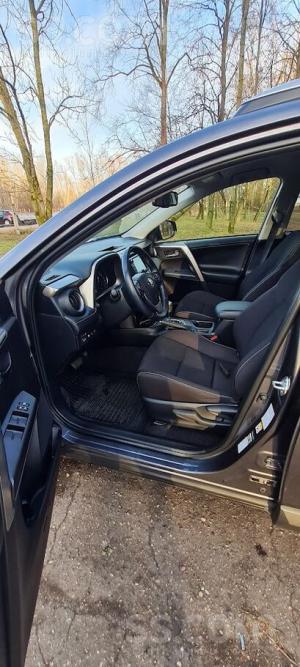 Pelēks Toyota RAV4 2019 Rīga, ar dzinēja tilpumu 2.50 L un nobraukumu 185 tūkst. km par 16000 €, foto 7 vietnē AUTOMOTO.COM.LV