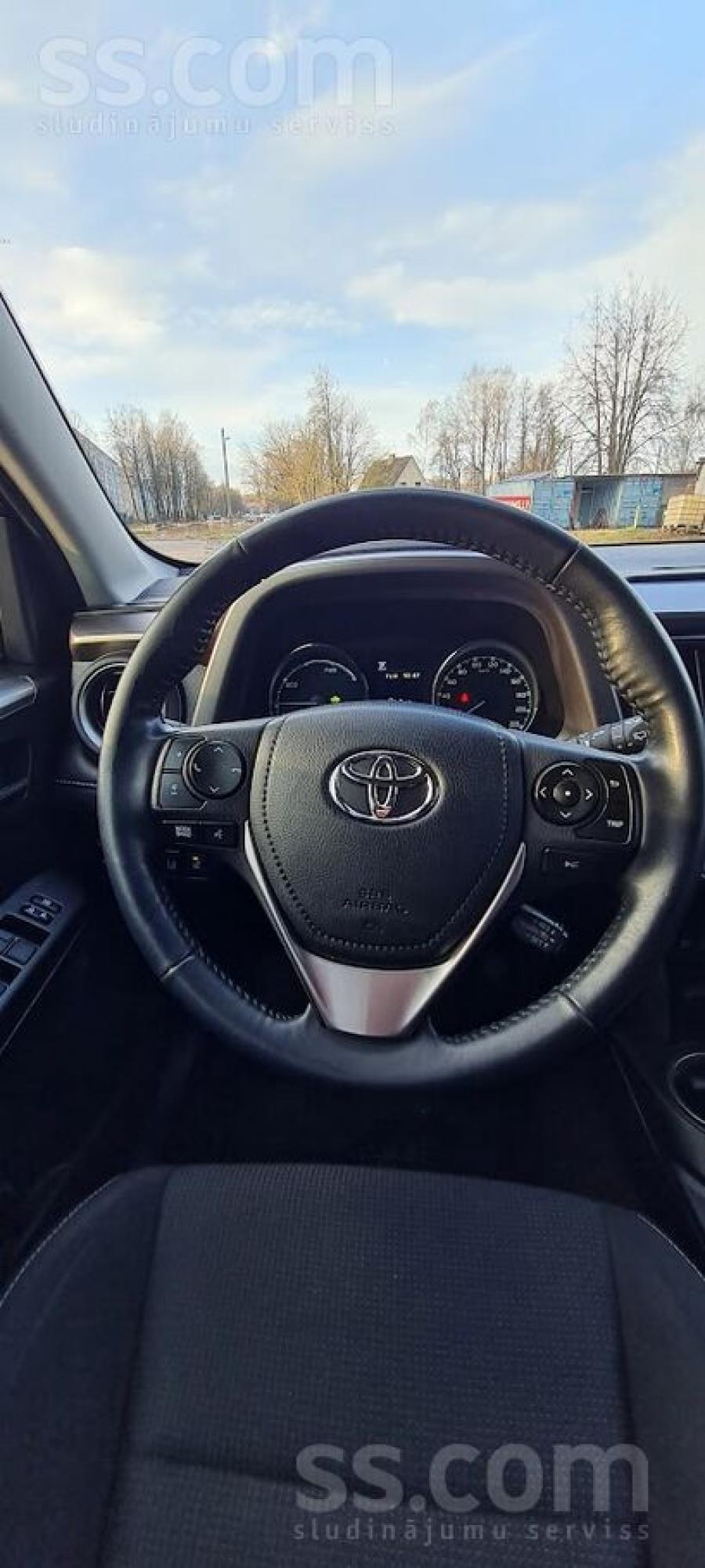 Pelēks Toyota RAV4 2019 Rīga, ar dzinēja tilpumu 2.50 L un nobraukumu 185 tūkst. km par 16000 €, foto 8 vietnē AUTOMOTO.COM.LV