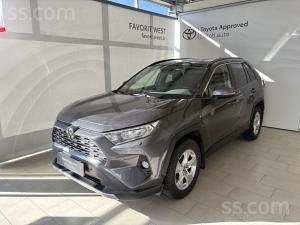 Серый Тойота РАВ 4 2019 в Вентспилс, объемом двигателя 2.00 л и пробегом 127 тыс. км за 23790 €, фото  на AUTOMOTO.COM.LV