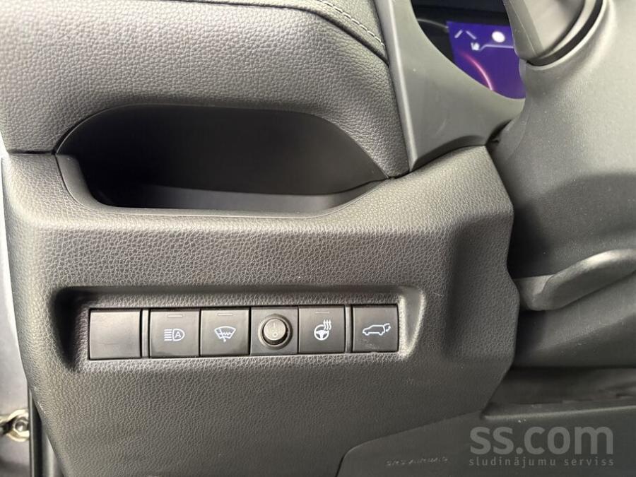 Pelēks Toyota RAV4 2019 Ventspils, ar dzinēja tilpumu 2.00 L un nobraukumu 127 tūkst. km par 21990 €, foto 14 vietnē AUTOMOTO.COM.LV