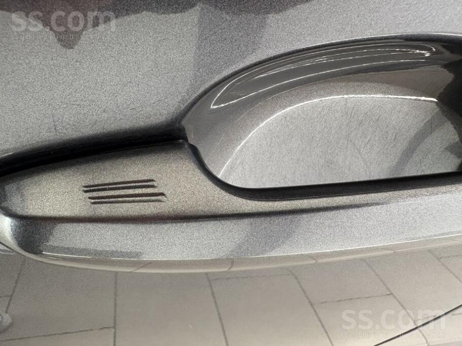 Pelēks Toyota RAV4 2019 Ventspils, ar dzinēja tilpumu 2.00 L un nobraukumu 127 tūkst. km par 21990 €, foto 22 vietnē AUTOMOTO.COM.LV