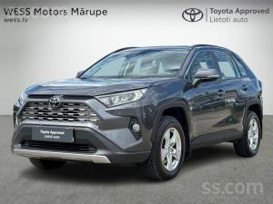 Grey Toyota RAV4 2019 in Riga, with an engine capacity of 2.00 L and mileage of 62 thousand km for 23990 €, photo  on AUTOMOTO.COM.LV