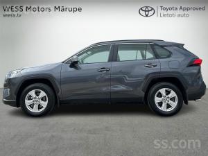 Pelēks Toyota RAV4 2019 Rīga, ar dzinēja tilpumu 2.00 L un nobraukumu 62 tūkst. km par 23990 €, foto 4 vietnē AUTOMOTO.COM.LV