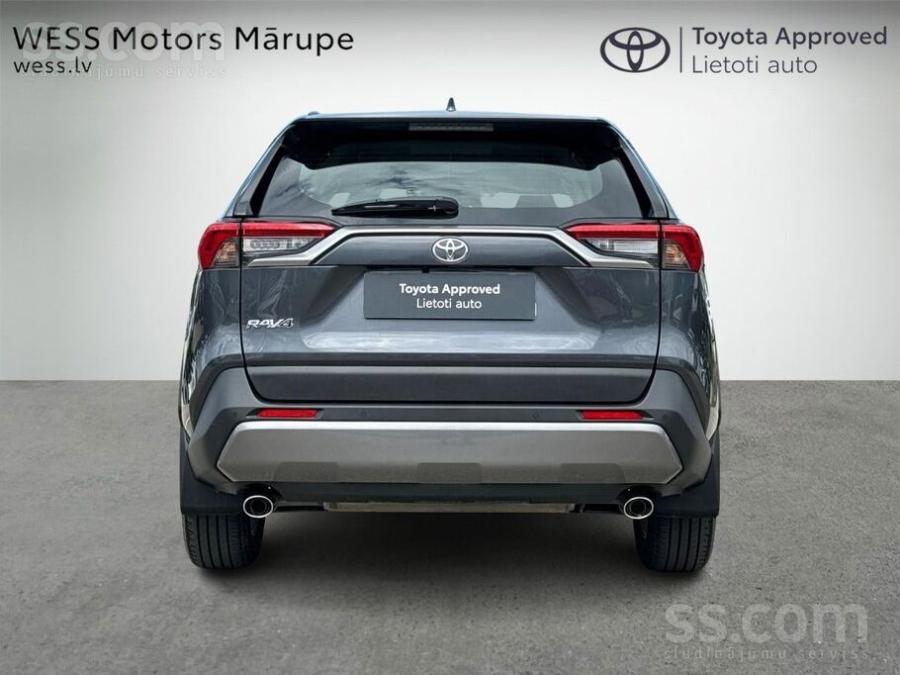 Pelēks Toyota RAV4 2019 Rīga, ar dzinēja tilpumu 2.00 L un nobraukumu 62 tūkst. km par 23990 €, foto 5 vietnē AUTOMOTO.COM.LV