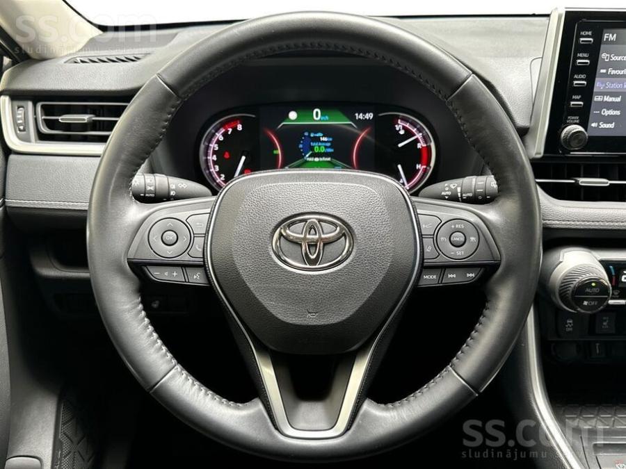 Pelēks Toyota RAV4 2019 Rīga, ar dzinēja tilpumu 2.00 L un nobraukumu 62 tūkst. km par 23990 €, foto 13 vietnē AUTOMOTO.COM.LV