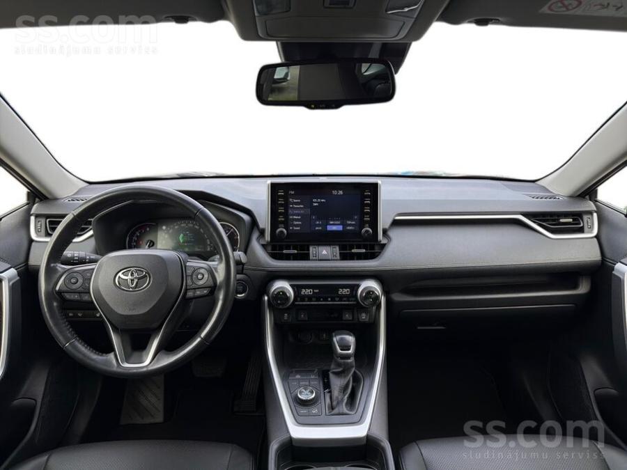 Pelēks Toyota RAV4 2019 Rīga, ar dzinēja tilpumu 2.00 L un nobraukumu 101 tūkst. km par 23990 €, foto 9 vietnē AUTOMOTO.COM.LV