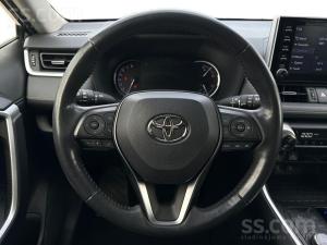 Pelēks Toyota RAV4 2019 Rīga, ar dzinēja tilpumu 2.00 L un nobraukumu 101 tūkst. km par 23990 €, foto 13 vietnē AUTOMOTO.COM.LV
