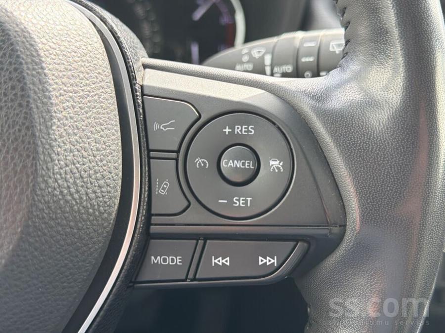Pelēks Toyota RAV4 2019 Rīga, ar dzinēja tilpumu 2.00 L un nobraukumu 101 tūkst. km par 23990 €, foto 23 vietnē AUTOMOTO.COM.LV