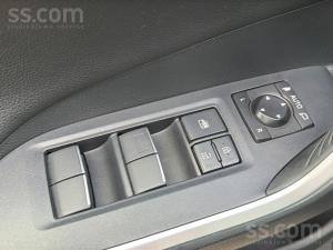 Pelēks Toyota RAV4 2019 Rīga, ar dzinēja tilpumu 2.00 L un nobraukumu 101 tūkst. km par 23990 €, foto 26 vietnē AUTOMOTO.COM.LV