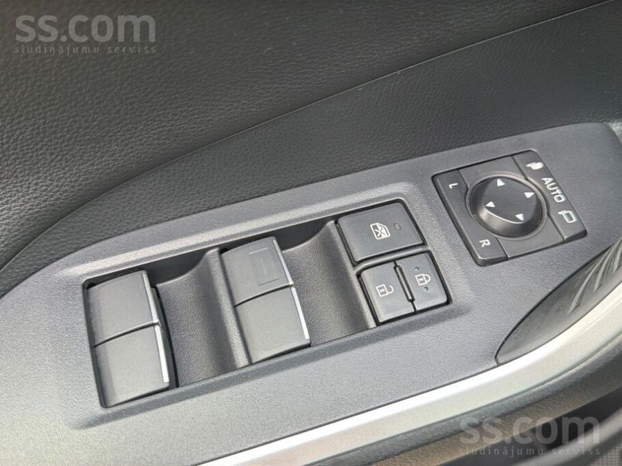 Pelēks Toyota RAV4 2019 Rīga, ar dzinēja tilpumu 2.00 L un nobraukumu 101 tūkst. km par 23990 €, foto 26 vietnē AUTOMOTO.COM.LV