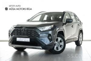 Серый Тойота РАВ 4 2019 в Рига, объемом двигателя 2.00 л и пробегом 46 тыс. км за 22900 €, фото  на AUTOMOTO.COM.LV