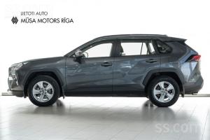 Grey Toyota RAV4 2019 in Riga, with an engine capacity of 2.00 L and mileage of 46 thousand km for 22900 €, photo 7 on AUTOMOTO.COM.LV