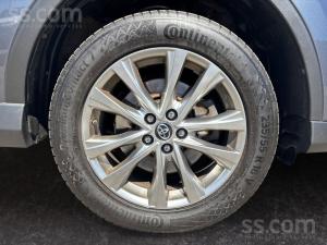 Grey Toyota RAV4 2019 in Riga, with an engine capacity of 2.50 L and mileage of 186 thousand km for 17500 €, photo 15 on AUTOMOTO.COM.LV