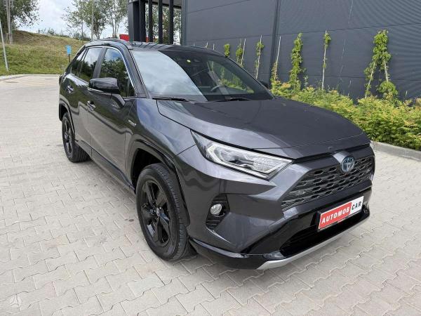 Серый Тойота РАВ 4 2019 в Вильнюс, объемом двигателя 2.50 л и пробегом 42 тыс. км за 29300 €, фото 1 на AUTOMOTO.COM.LV