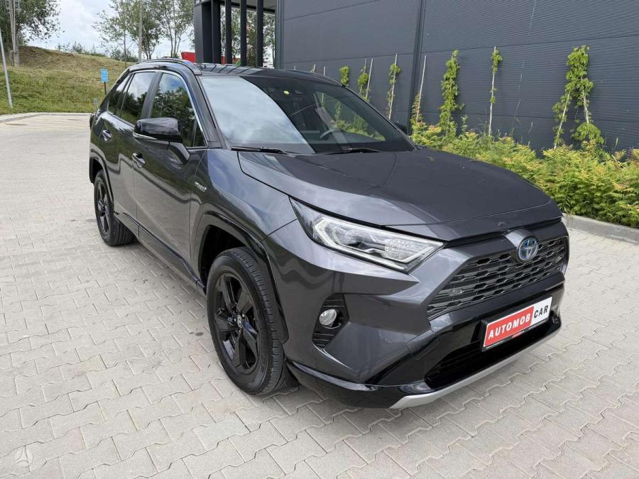 Серый Тойота РАВ 4 2019 в Вильнюс, объемом двигателя 2.50 л и пробегом 42 тыс. км за 29300 €, фото 1 на AUTOMOTO.COM.LV