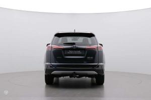 Grey Toyota RAV4 2019 in Vilnius, with an engine capacity of 2.49 L and mileage of 70 thousand km for 20900 €, photo 6 on AUTOMOTO.COM.LV