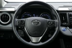 Grey Toyota RAV4 2019 in Vilnius, with an engine capacity of 2.49 L and mileage of 70 thousand km for 20900 €, photo 14 on AUTOMOTO.COM.LV