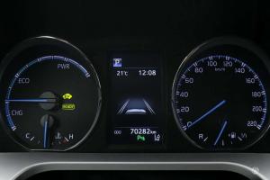 Grey Toyota RAV4 2019 in Vilnius, with an engine capacity of 2.49 L and mileage of 70 thousand km for 20900 €, photo 15 on AUTOMOTO.COM.LV