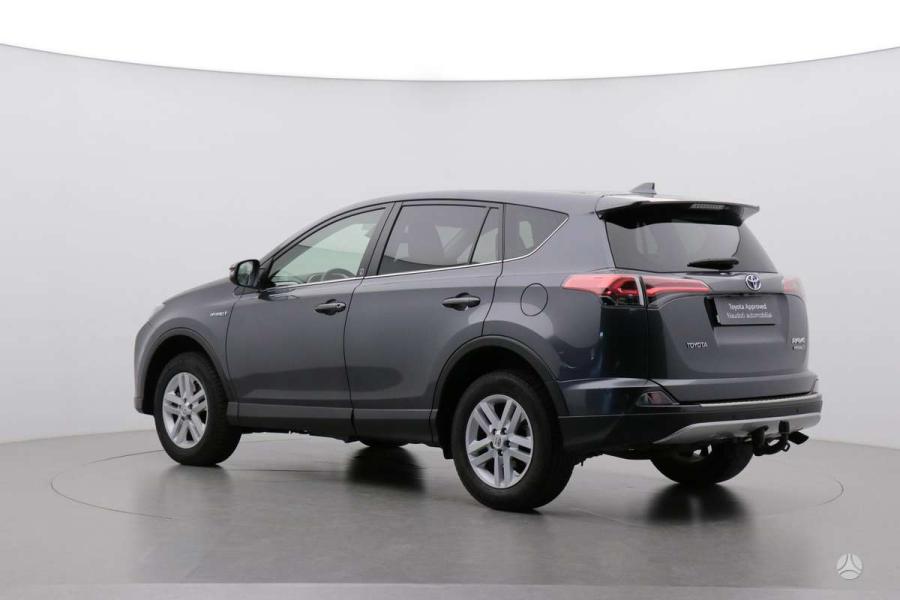 Grey Toyota RAV4 2019 in Vilnius, with an engine capacity of 2.49 L and mileage of 70 thousand km for 20900 €, photo 19 on AUTOMOTO.COM.LV