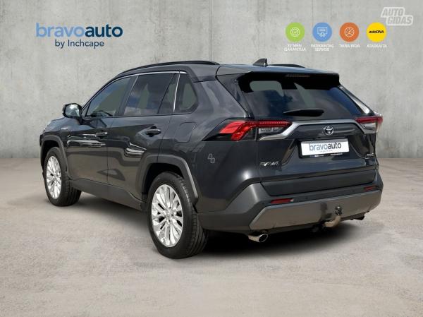 Pelēks Toyota RAV4 2019 Kauņa, ar dzinēja tilpumu 2.50 L un nobraukumu 135 tūkst. km par 25771 €, foto 3 vietnē AUTOMOTO.COM.LV